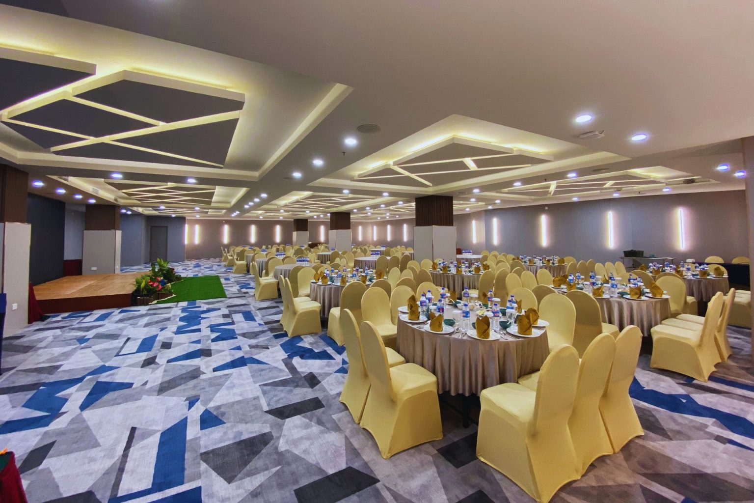 Meeting & Events - Planet Holiday Hotel and Residence Batam